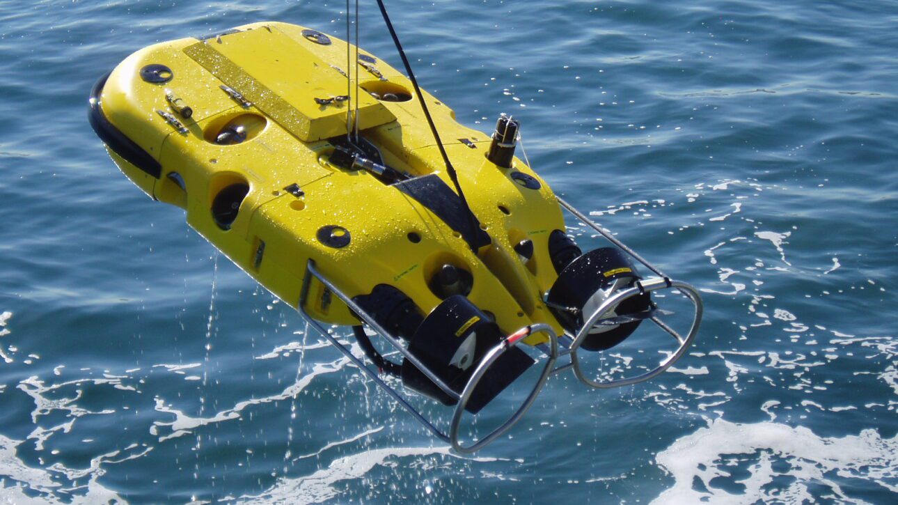 Tethered Underwater Vehicles (ROVs) - BlueZone Group